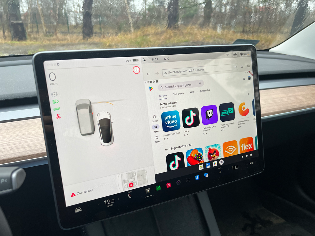 Tesla Android